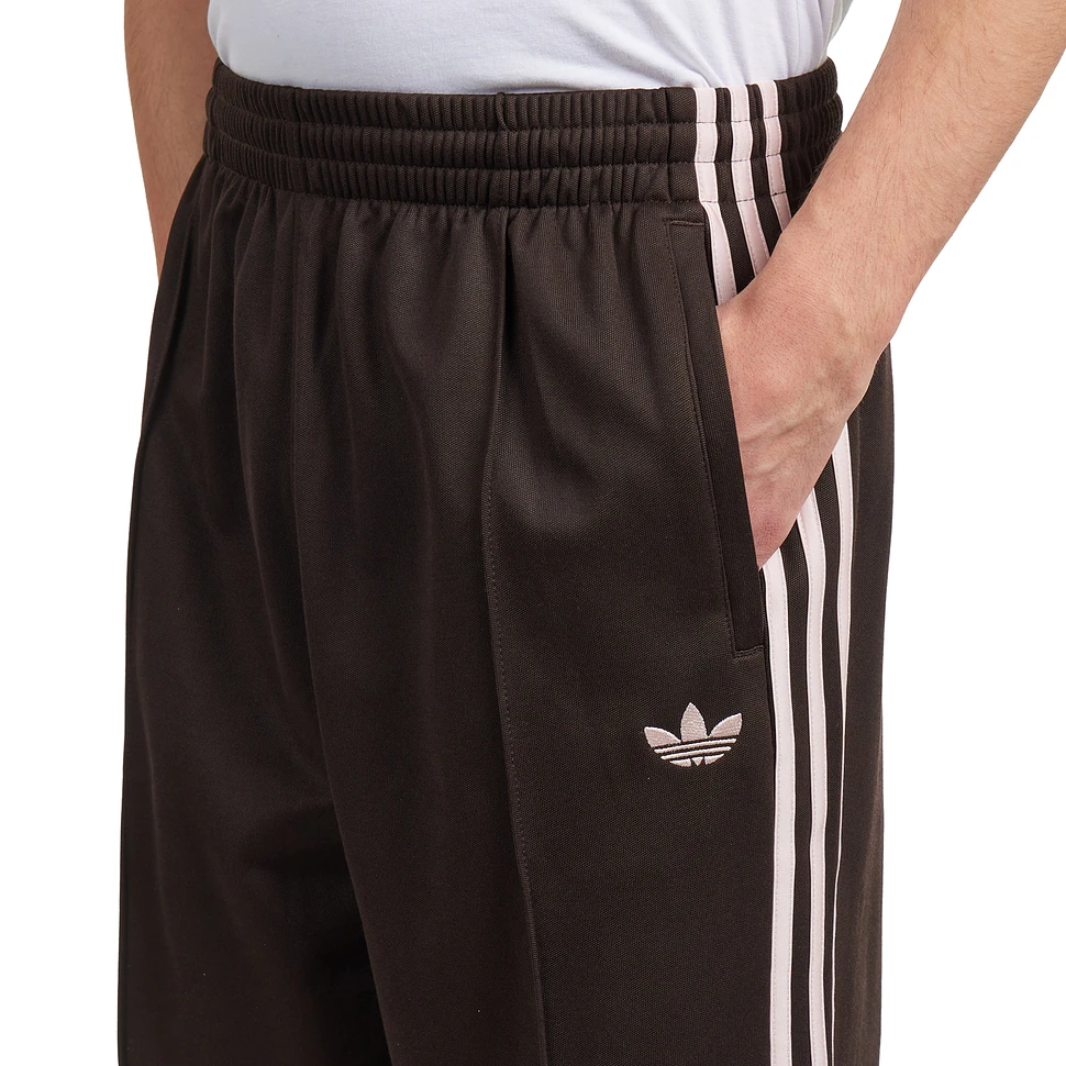 adidas - Baggy Track Trousers (Aurora Coffee) | HHV