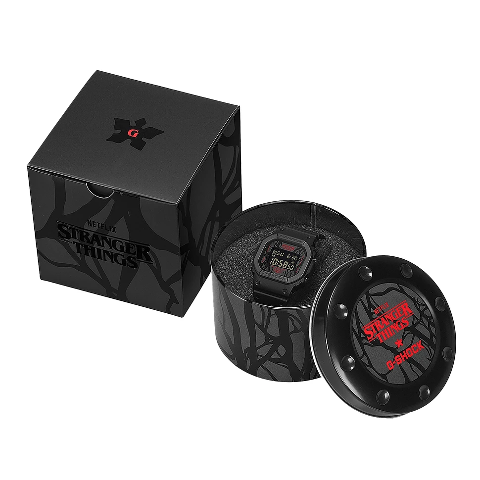 G-Shock x Stranger Things - DW-5600STT-1ER (Schwarz) | HHV