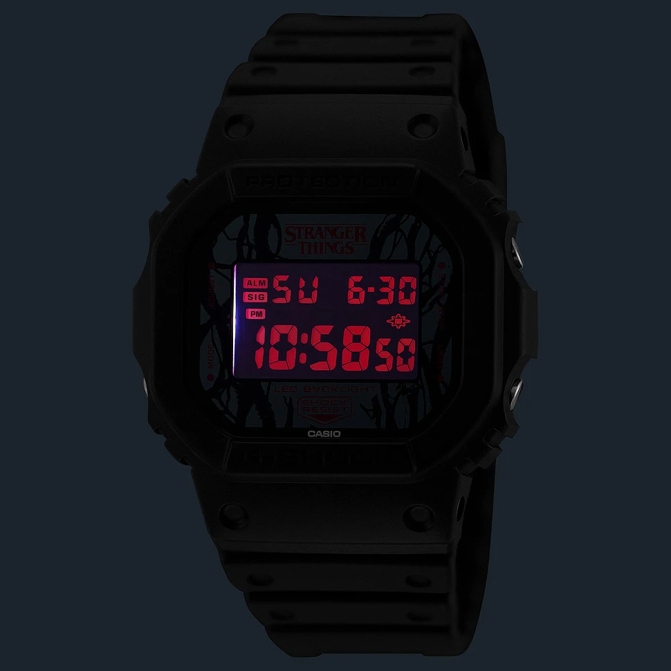 G-Shock x Stranger Things - DW-5600STT-1ER (Schwarz) | HHV